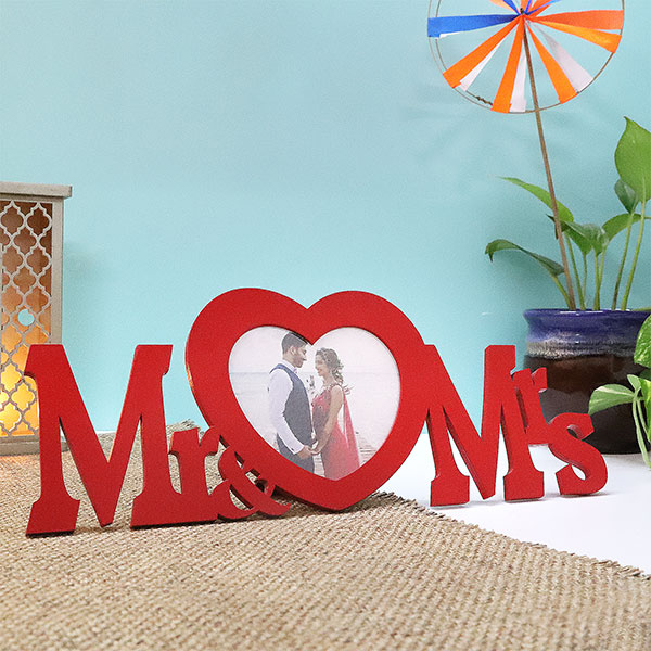 Send Personalised Mr & Mrs Frame Online Gifts | Doviko